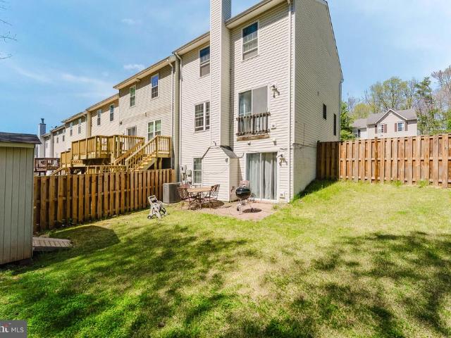 302 Kings Crest Drive