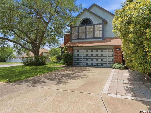 302 Hornbean Ln