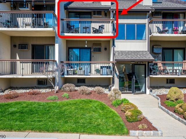 302 Hackensack St, Unit 310, Wood Ridge, NJ 07075 | MLS #4021 | Compass