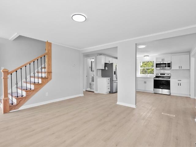 302 Hinsdale Road