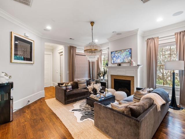 302 Island Park Drive