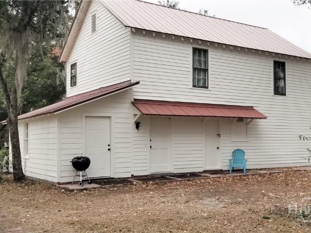 302 Jefferson Street 2