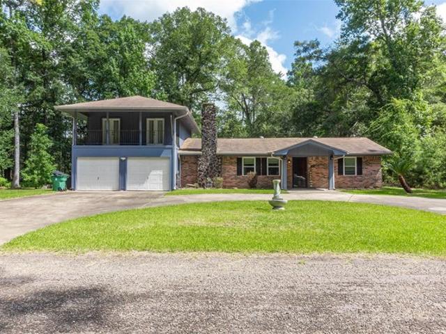 302 Oak Ln, Village Mills, TX 77663