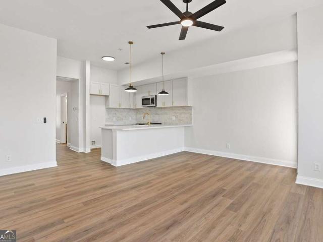 302 Lorch St, Unit 204, Savannah, GA 31401 | MLS #10715 | Compass