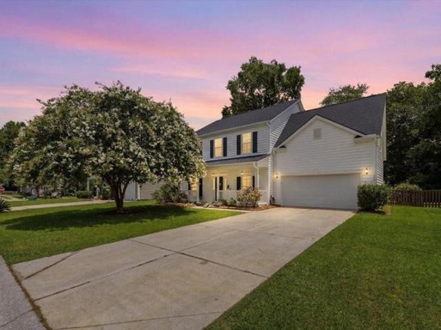 302 Lakewind Dr, Moncks Corner, SC 29461
