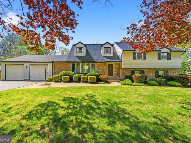 302 Lucky Hill Road