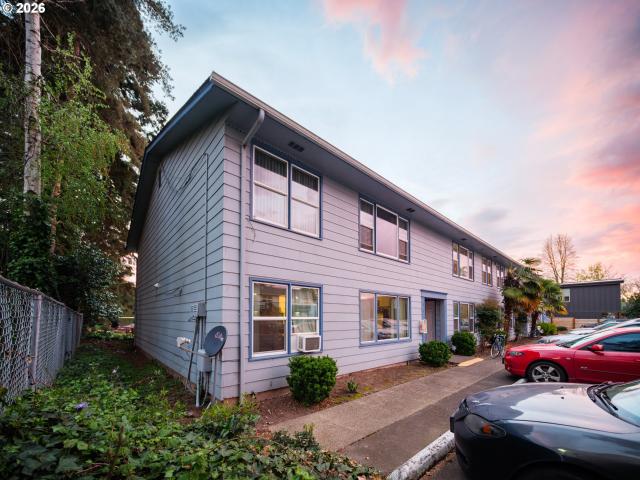 302 monmouth ave