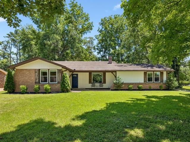 302 Matterhorn Dr, Old Hickory, TN 37138