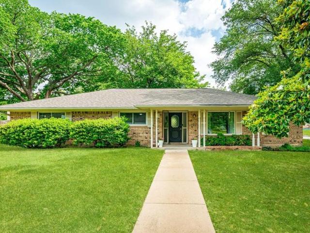 302 Magnolia St, Denton, TX 76201