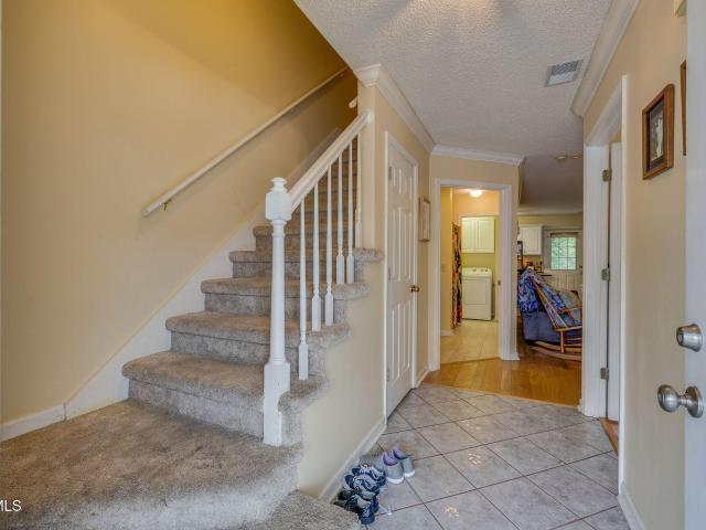 302 Milton Court 302
