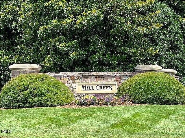 302 Muirfield Ct, Mebane, NC 27302