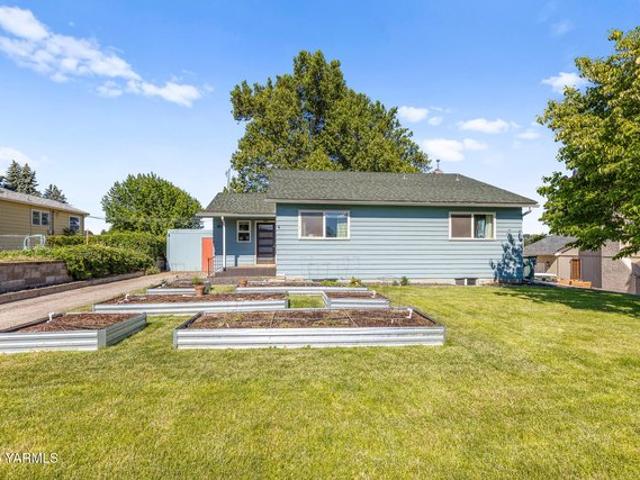 302 N 27th Ave, Yakima, WA 98902