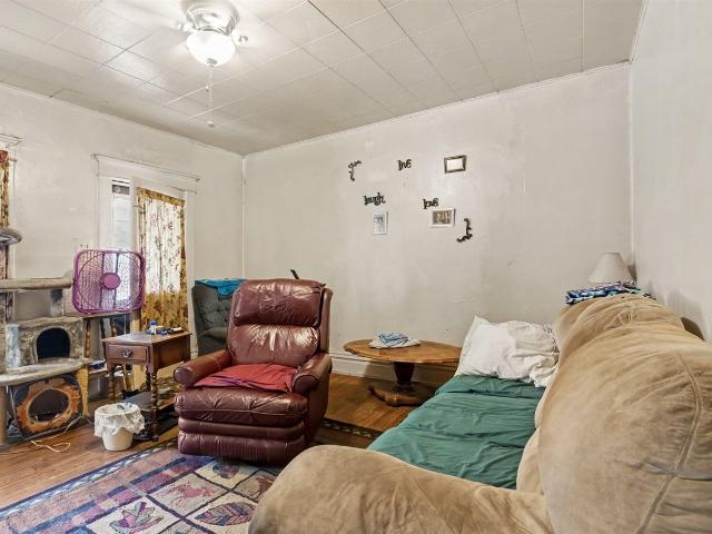 302 N Van Buren Street