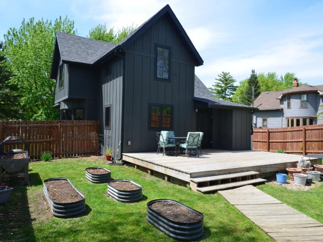 302 N Washington Avenue
