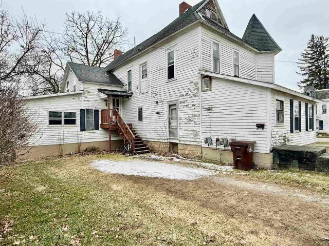 302 N Pine River Street