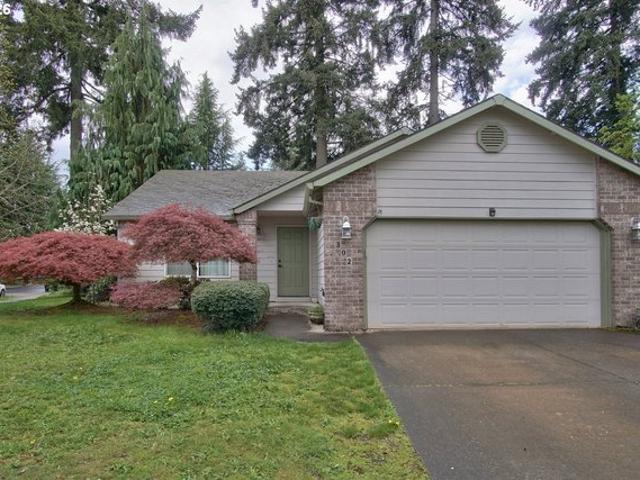 302 NW Sadie Ct, Hillsboro, OR 97124
