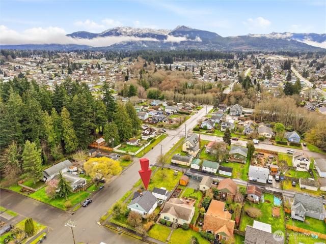 302 S Albert St, Port Angeles, WA 98362 | MLS #2488