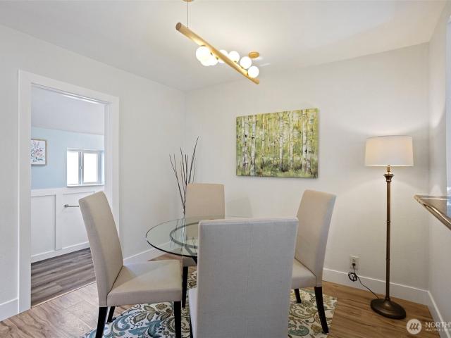 302 S Barton St, Seattle, WA 98108 | MLS #2499