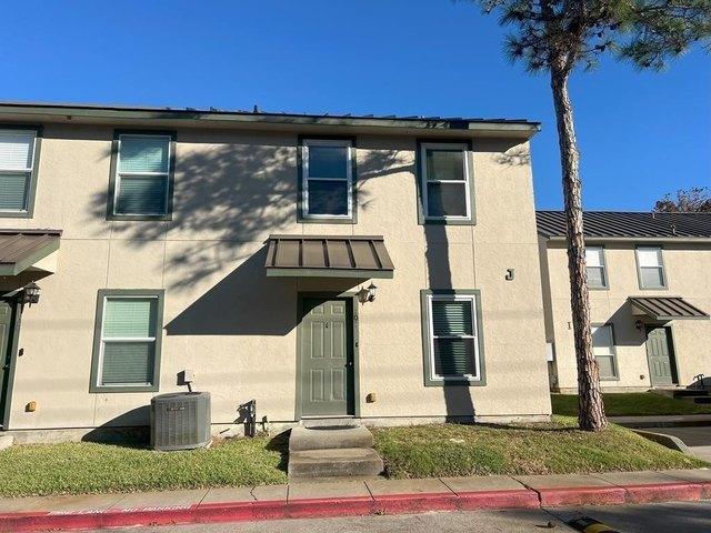 302 Saint Andrews St Unit J101, Rockport, TX 78382