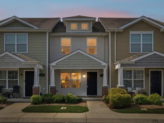 302 Sam Houston Cir, Clarksville, TN 37040