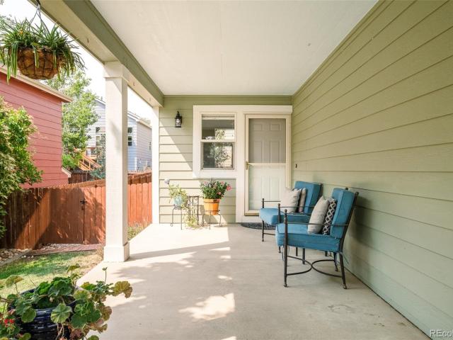 302 Sanders Circle