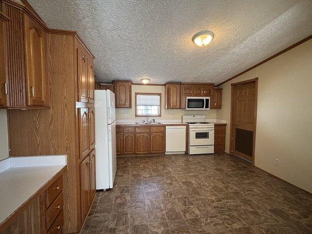 302 Scarlet Oak Ln Unit 302, Whittaker, MI 48190