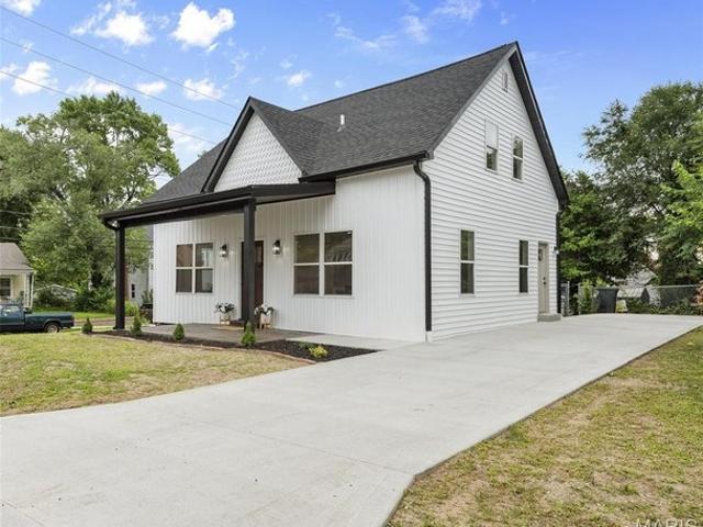 302 Short St, Collinsville, IL 62234