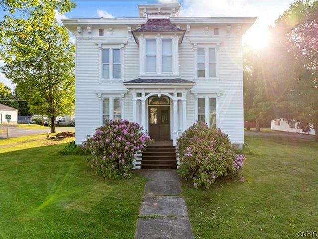 302 Summit St, Boonville, NY 13309