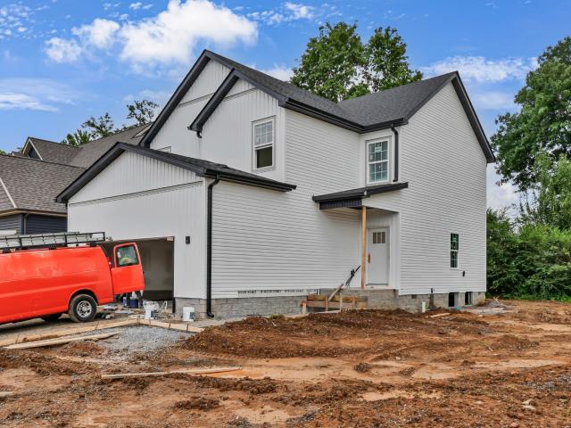 302 Switchgrass Dr