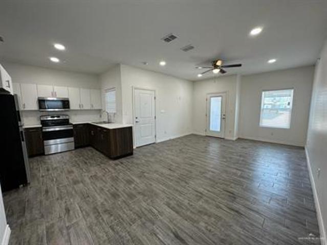 302 Sylvia Handy Street C3