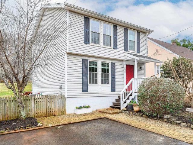 302 Palatine Ave