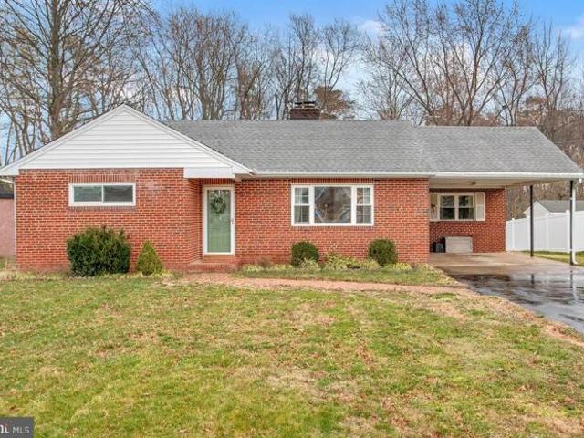 302 Phelps Ave, Glen Burnie, MD 21060