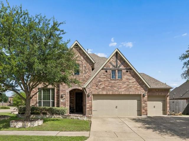 302 Phillips Ct, Fate, TX 75087