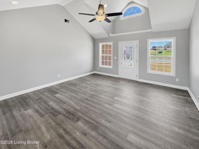 302 Rolling Meadows Ln