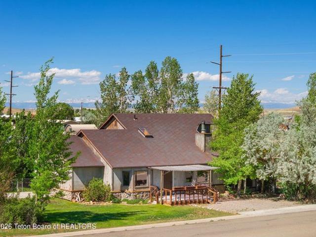 302 Rakestraw Ave, Marbleton, WY 83113