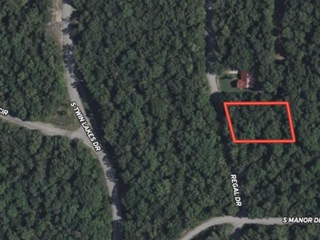 302 Regal Dr, Horseshoe Bend, AR 72512