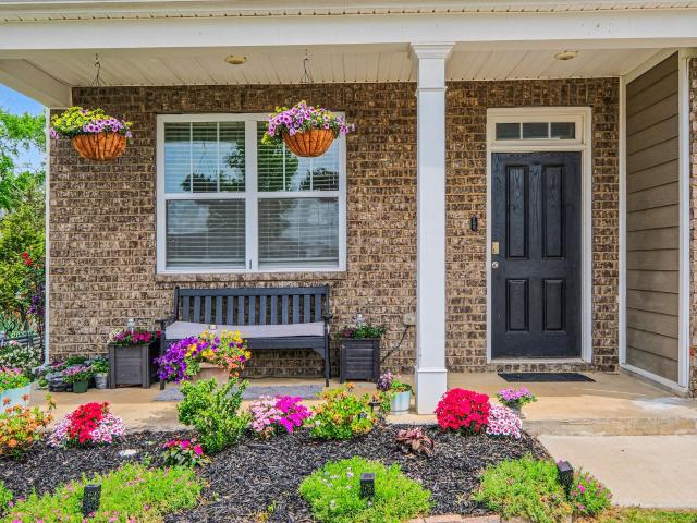 302 Ryan Rd