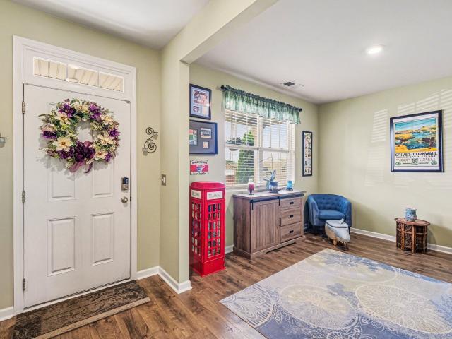 302 Ryan Rd
