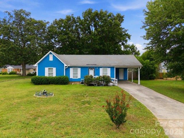 302 W Elm St, Wingate, NC 28174