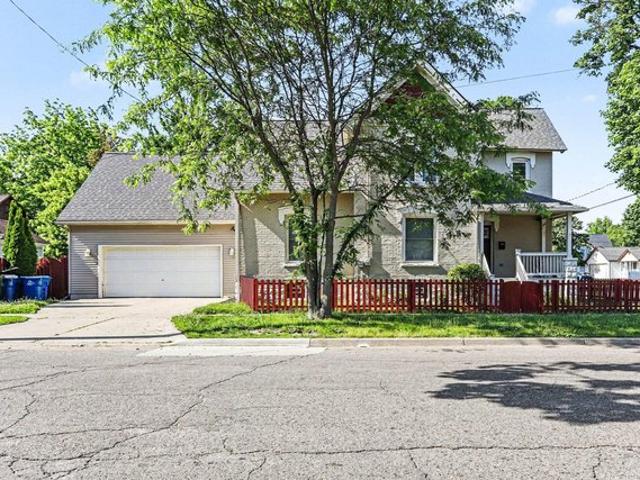 302 W Frank St, Kalamazoo, MI 49007