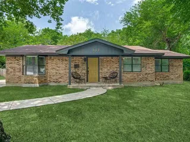 302 W HALE AVE, DECATUR, TX 76234 Single Family Residence For.