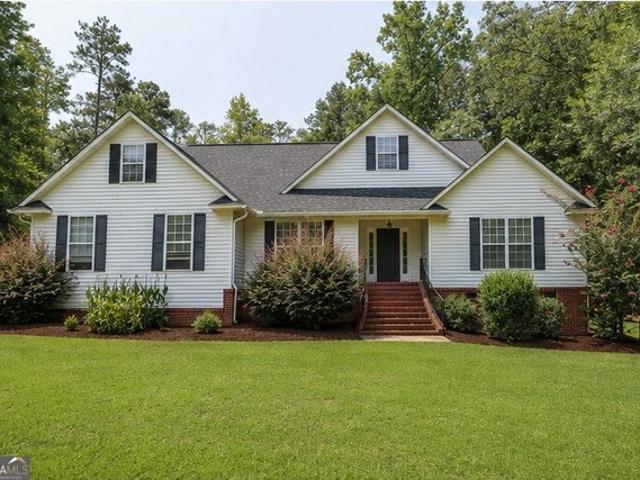 302 W Lakeview Dr NE, Milledgeville, GA 31061