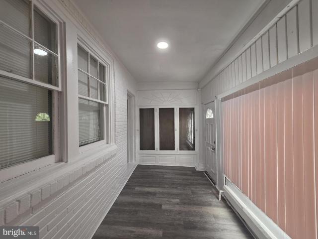 302 W Louden Street