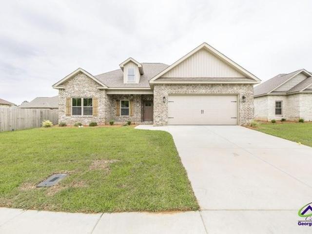 302 Willowbrook Ln, Kathleen, GA 31047