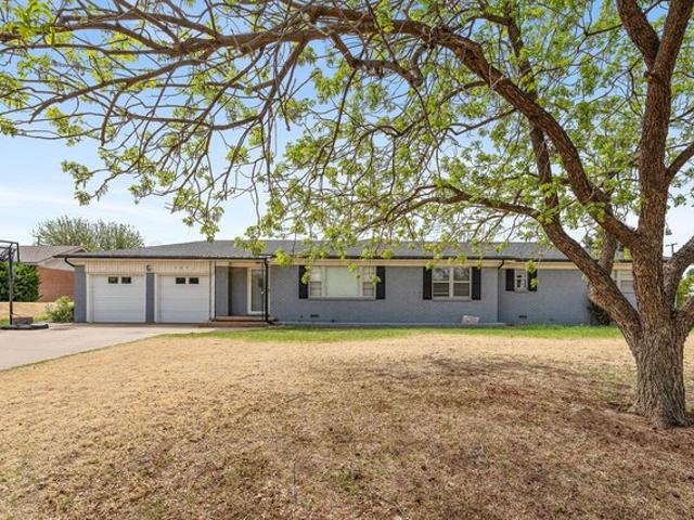 302 Tansy St, Borger, TX 79007