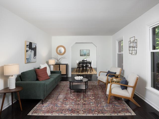 3034 Carriage Trail