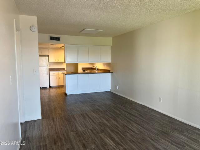 3034 E CICERO Street # 202