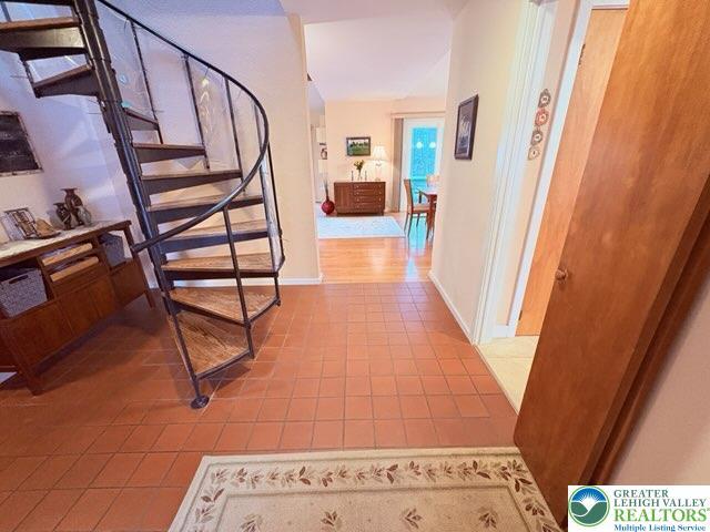 3034 W Whitehall Street