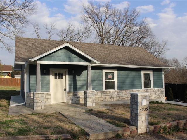 3035 N 47th Street