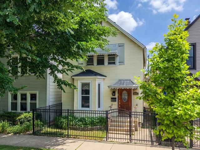 3035 N Spaulding Ave, Chicago, IL 60618